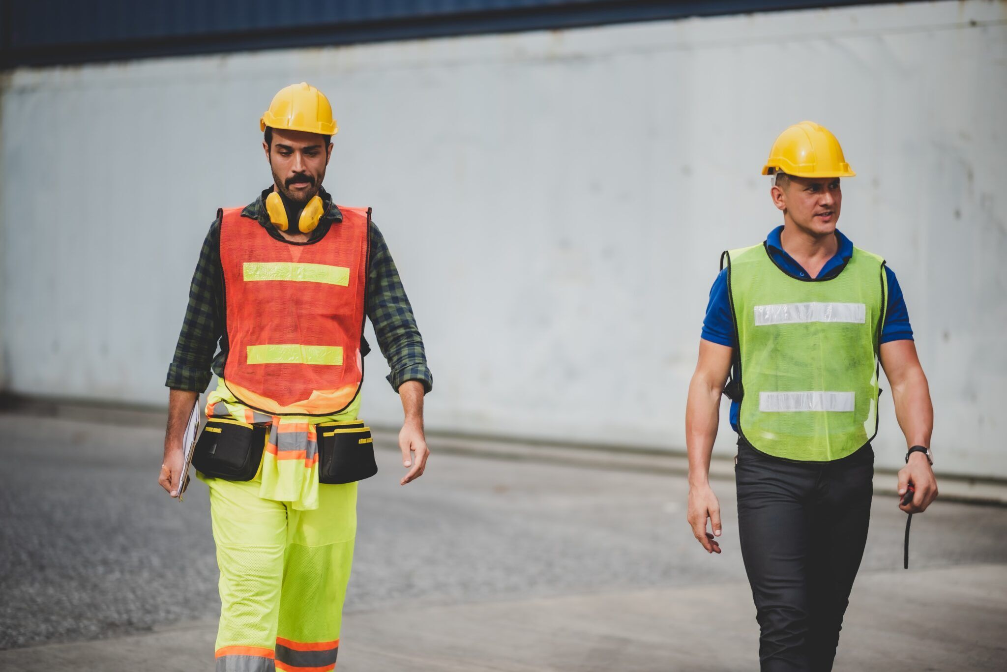 Work Uniform Suppliers | Construction Work Uniforms | Oman